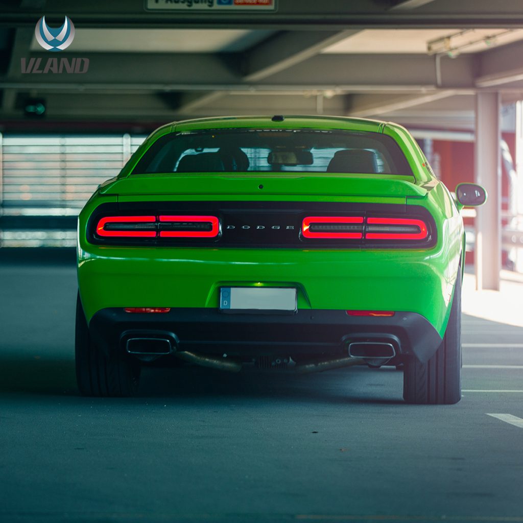 08-14 Dodge Challenger 3th Gen (LC) Pre-Facelift Vland Tail Lights